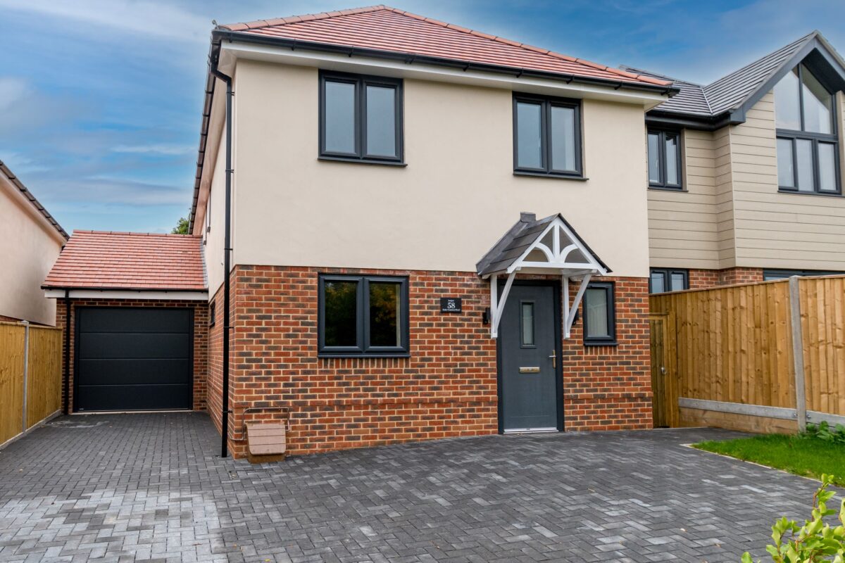 Newly built 3 bedroom house offers well planned spacious living